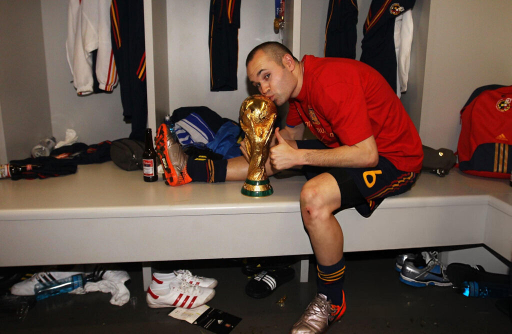 ¡Andrés Iniesta se retira! 22 años de carrera ligado al FC Barcelona