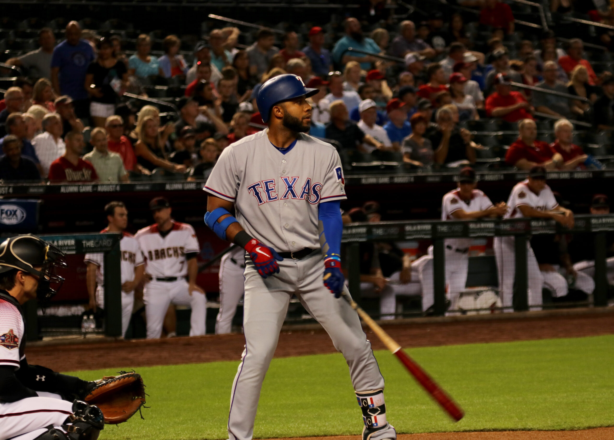 La temporada de Elvis Andrus está en suspenso